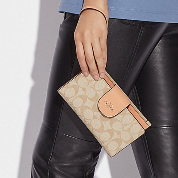 Coach | Bags | Coach Tech Phone Wallet In Colorblock Signature Canvas ...